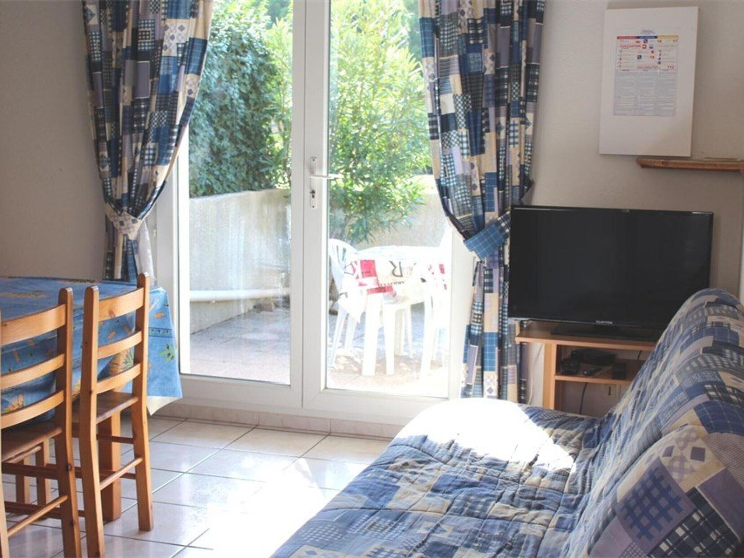 Gemütliches Reihenhaus Mit Pool, 3 Zimmern, Terrasse, Privatparkplatz, Nah Am Strand. - Gruissan