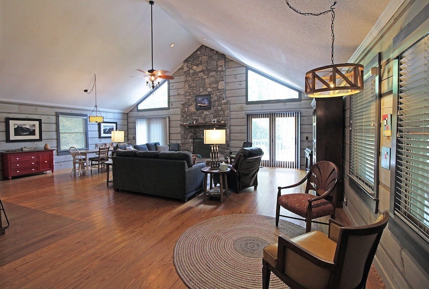 Peace In The Pines At Deep Creek Beautiful Haven In Deep Creek Community. Close To Gsmnp & Town! - Bryson City, NC