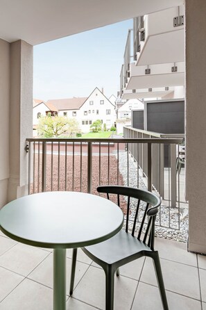 Suite with balcony | Terraço/pátio interior