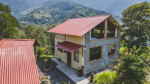 Fachada da propriedade