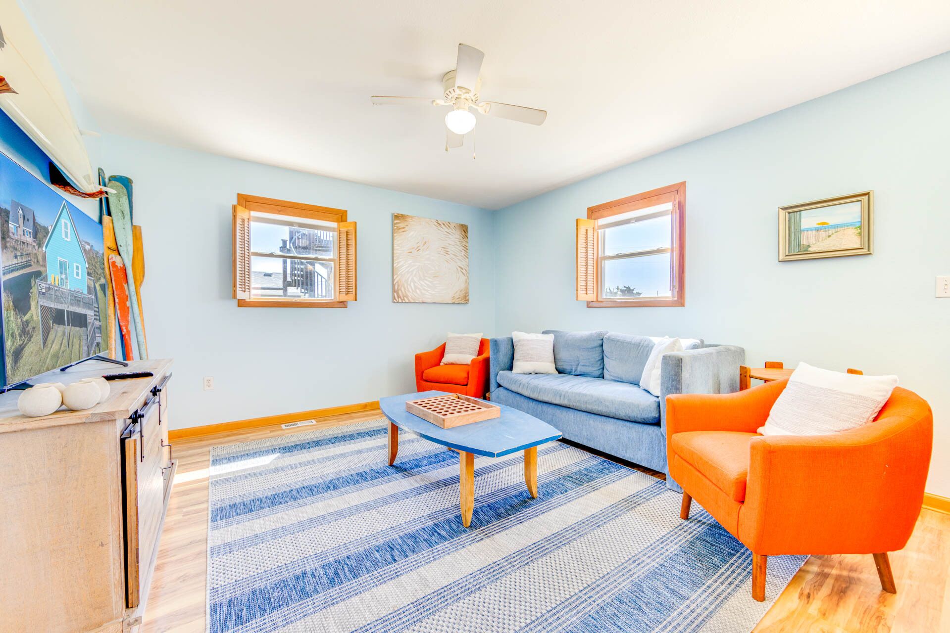 Soundside Dog Friendly Home W/ Hot Tub, Smart Tvs, And Nearby Beach Access - Outer Banks