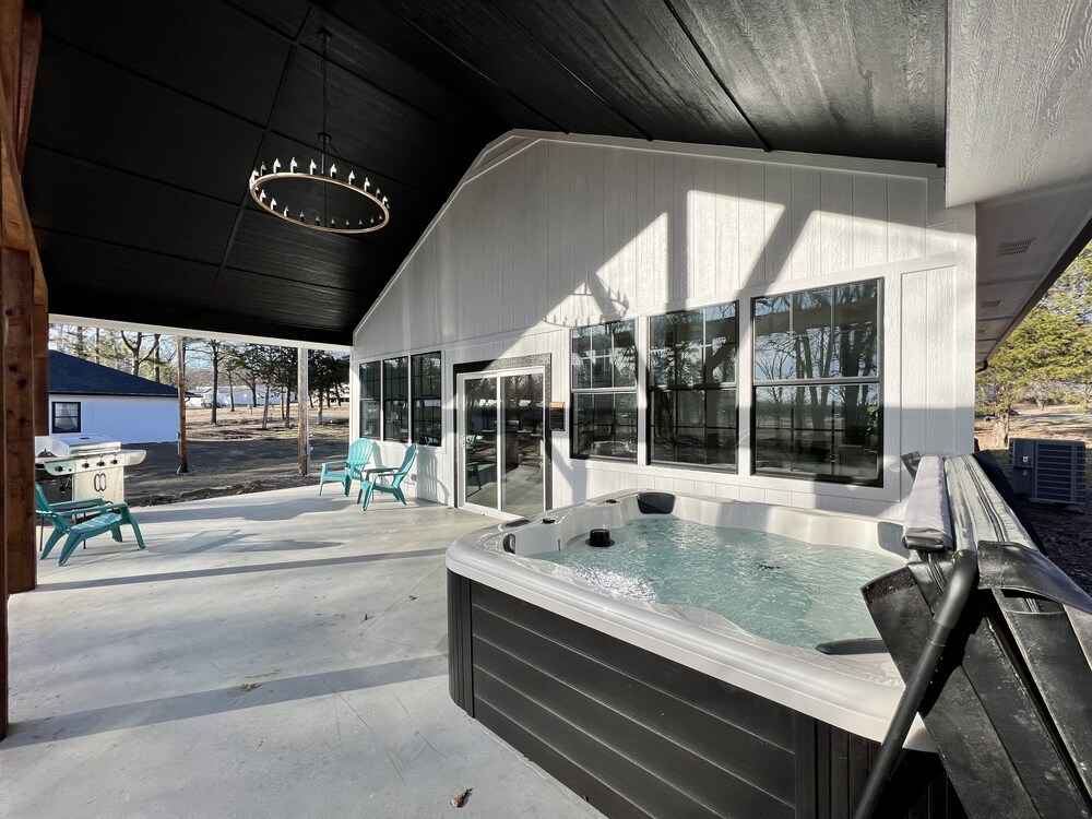 Don't Miss this Unbelievable View of Lake Eufaula in DuchessCreek/Porum ...