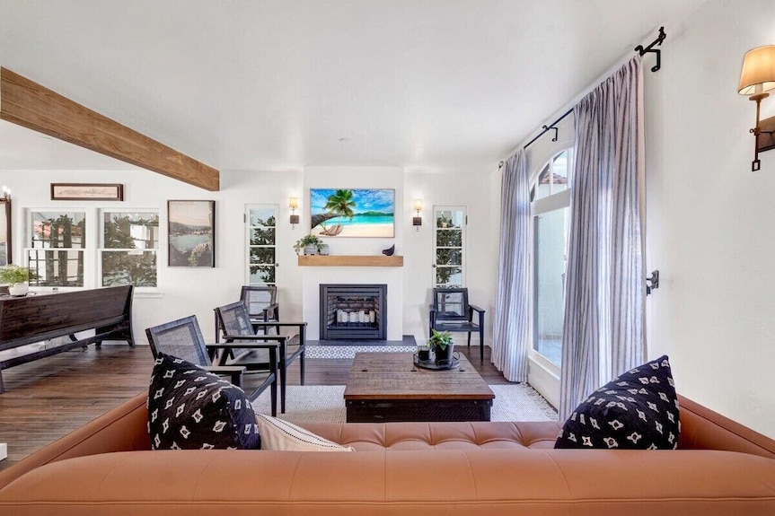 New! Spacious Detached Home | Perfect Location - Santa Catalina Island, CA