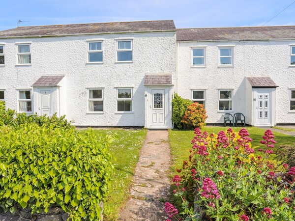 Bryntirion - Moelfre