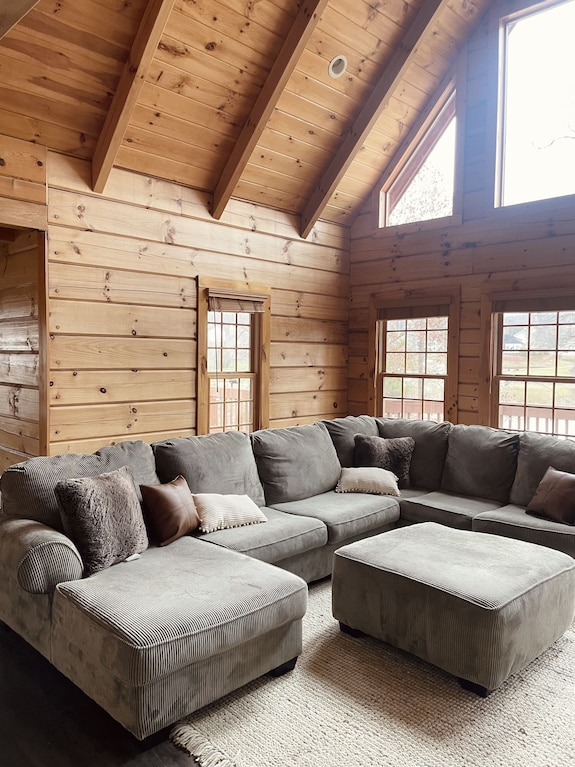 Lake Norman Cabin Retreat -Lake Front-with Private Boat Dock- - Lake Norman, NC