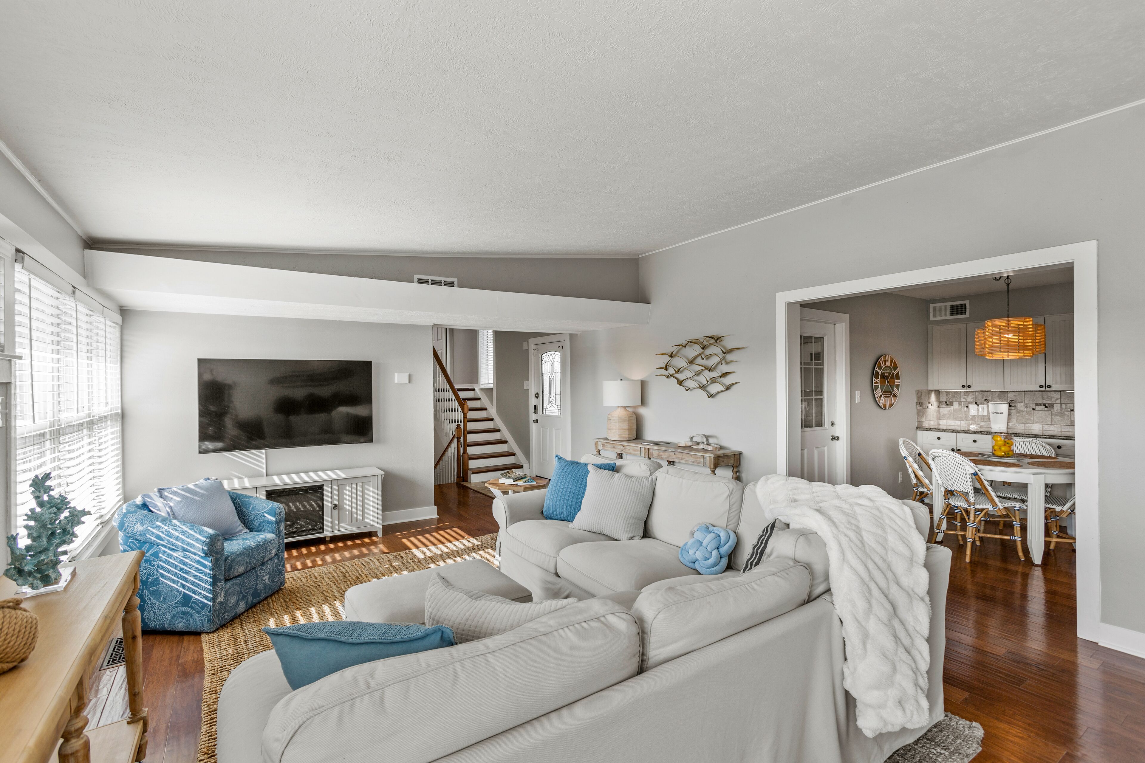 Resort-level Stay With Tons Of Amenities Super Close To The Beach! - Galveston, TX