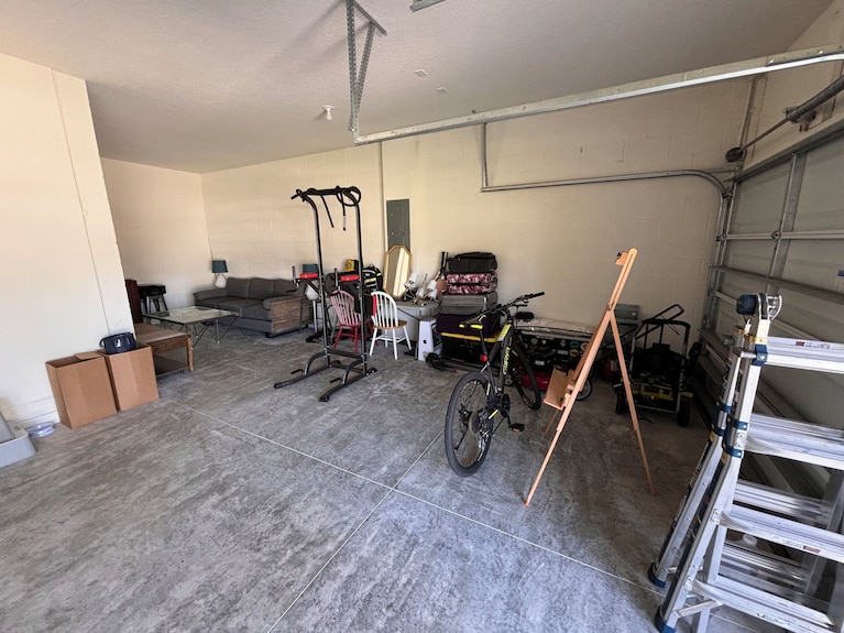 Boaters Cove ~ 3 Car Garage Home - Sebastian, FL