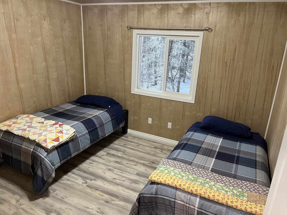 Cabin In The Woods 15 Min From Provincial Park - Saskatchewan