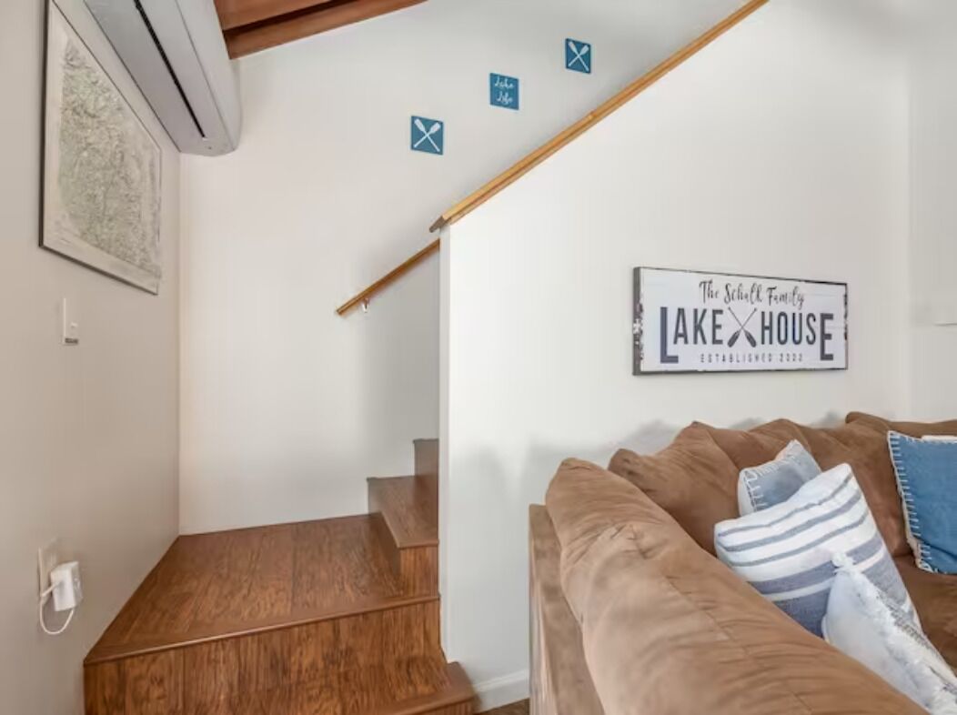 Bass Lake Cabin - Outdoor Kitchen - Marina View - North Fork, CA