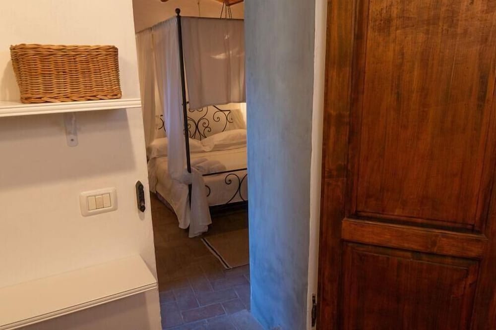 Holiday House Pergine Valdarno For 1 - 2 Persons With 1 Bedroom - Holiday Home - Tuscany