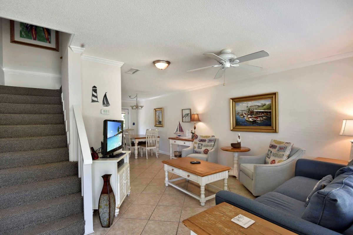 Gritz Carlton (B) - Cozy Two Bedroom Duplex Within Walking Distance To Beach - Brunswick, GA