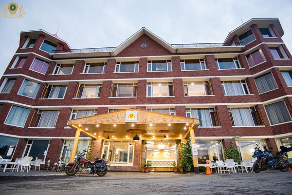 Hotel De Exotica Crest Theog - Theog