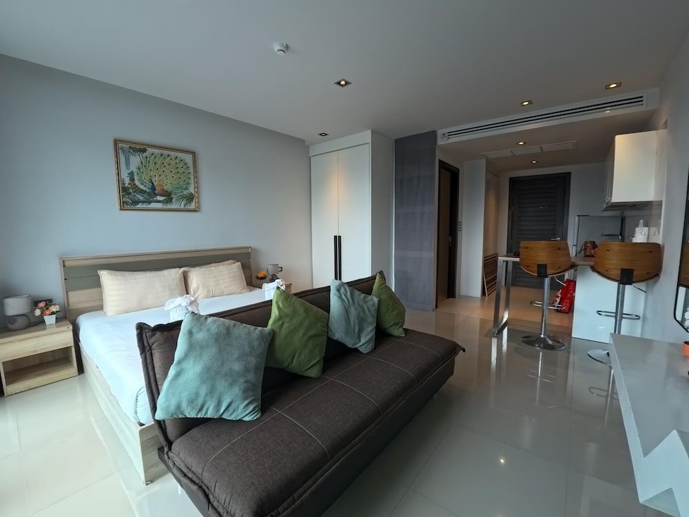 Convenient Seaview Studio In Patong - Karon Beach