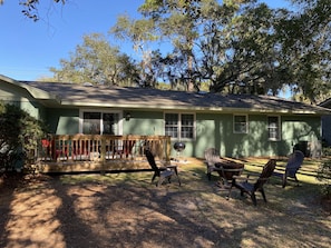 Casa, 4 quartos | Terrenos do alojamento