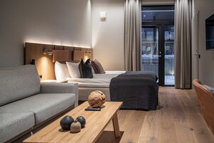 Quarto Duplo Standard | Secretária, Wi-fi grátis, roupa de cama fornecida 