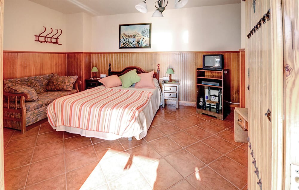 Villa Los Alamos - Iznájar