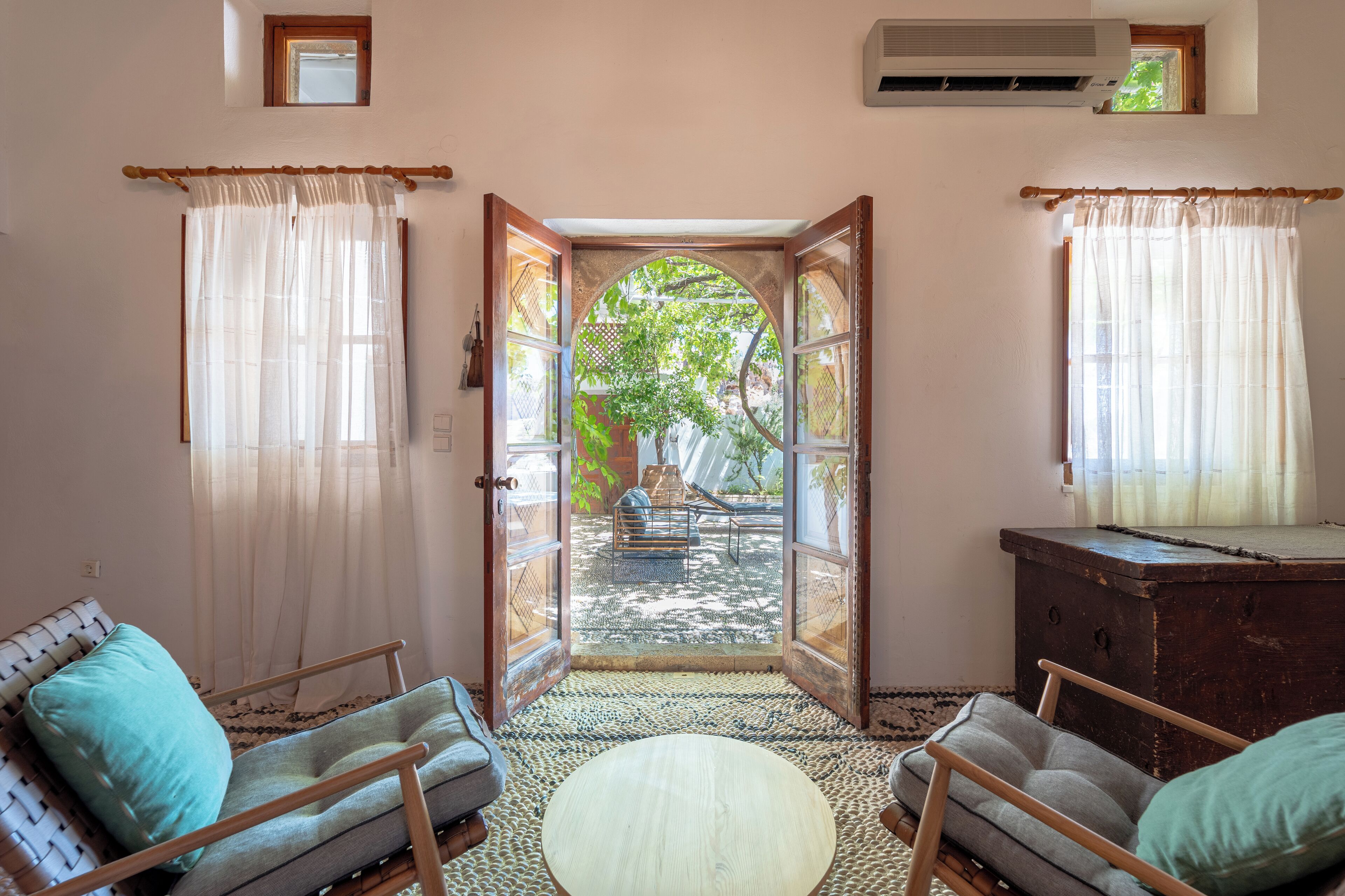 Four Bedroom Villa with Sea View | Cofres nos quartos, espaço de trabalho para notebook, cortinas blackout