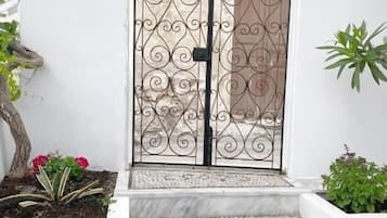 Entrada (vista interior)