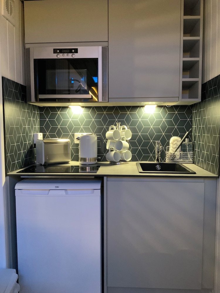 Royal Snug & Wee Snug - Scotland