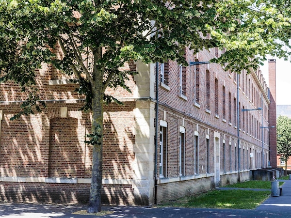 Auberge De Jeunesse Hi Amiens - Amiens
