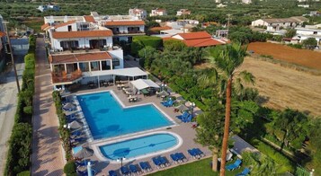Piscina exterior