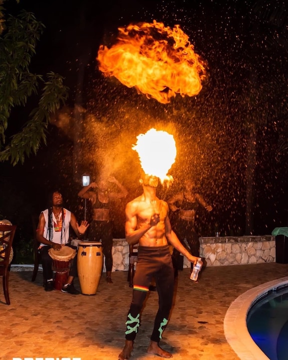 1br Music Themed Luxury Villa Suite - 15 Minutes From Airport - 몬테고베이