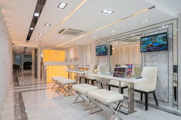 Masa Hotel Bangkok - Bangkok