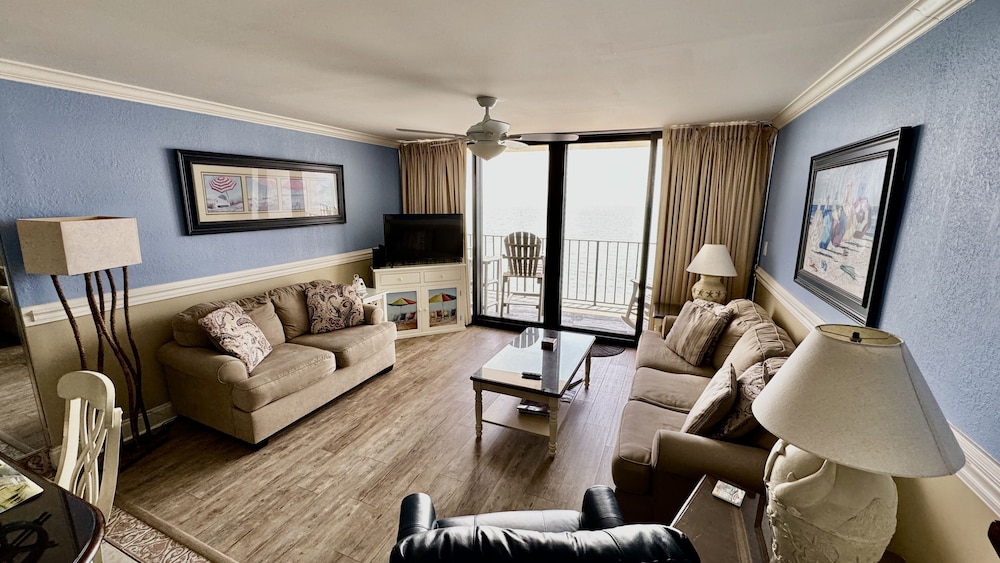 Royal Garden Resort 1608 3 Bedroom Condo By Redawning - Garden City, SC