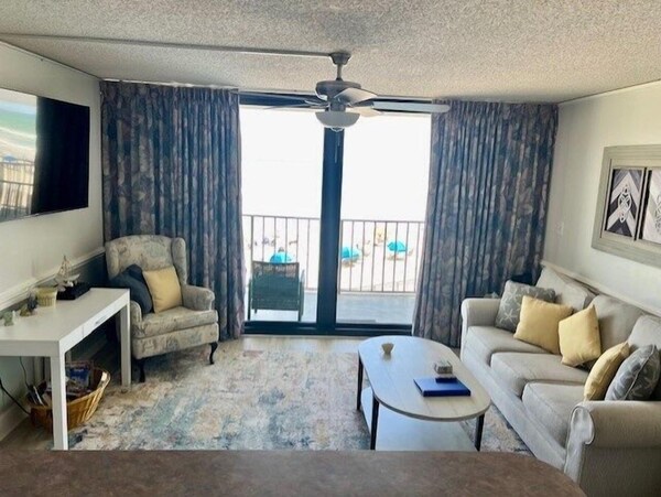 Royal Garden Resort 205 2 Bedroom Condo By Redawning - Garden City, SC