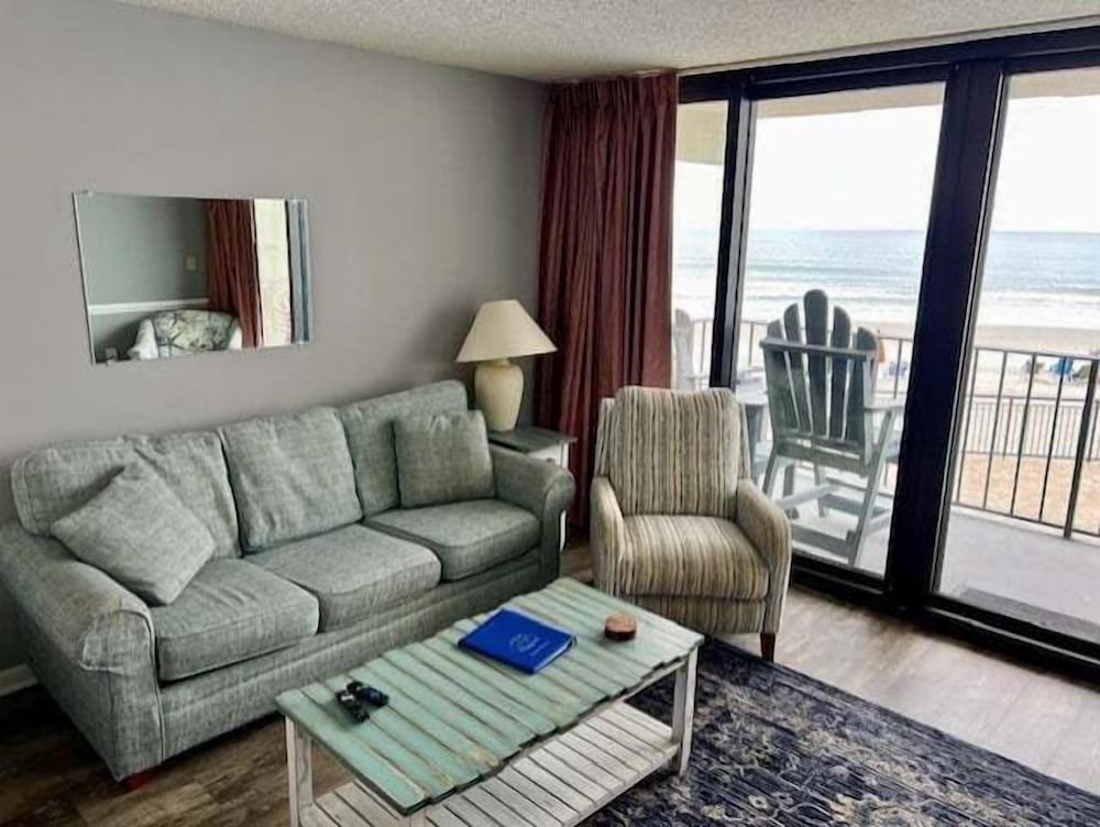 Royal Garden Resort 105 2 Bedroom Condo By Redawning - Garden City, SC
