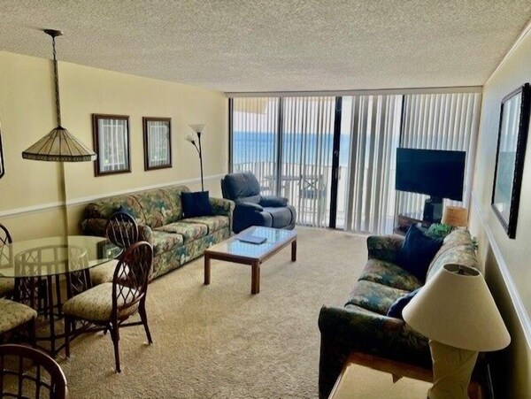 Royal Garden Resort 412 1 Bedroom Condo By Redawning - Garden City, SC