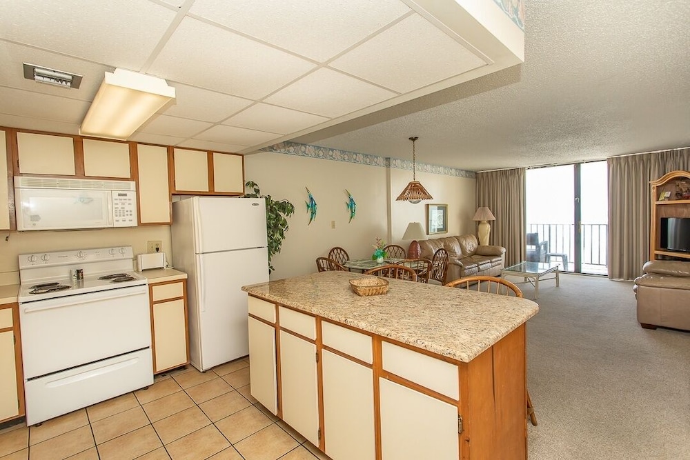 Royal Garden Resort 1007 1 Bedroom Condo By Redawning - Surfside Beach, SC