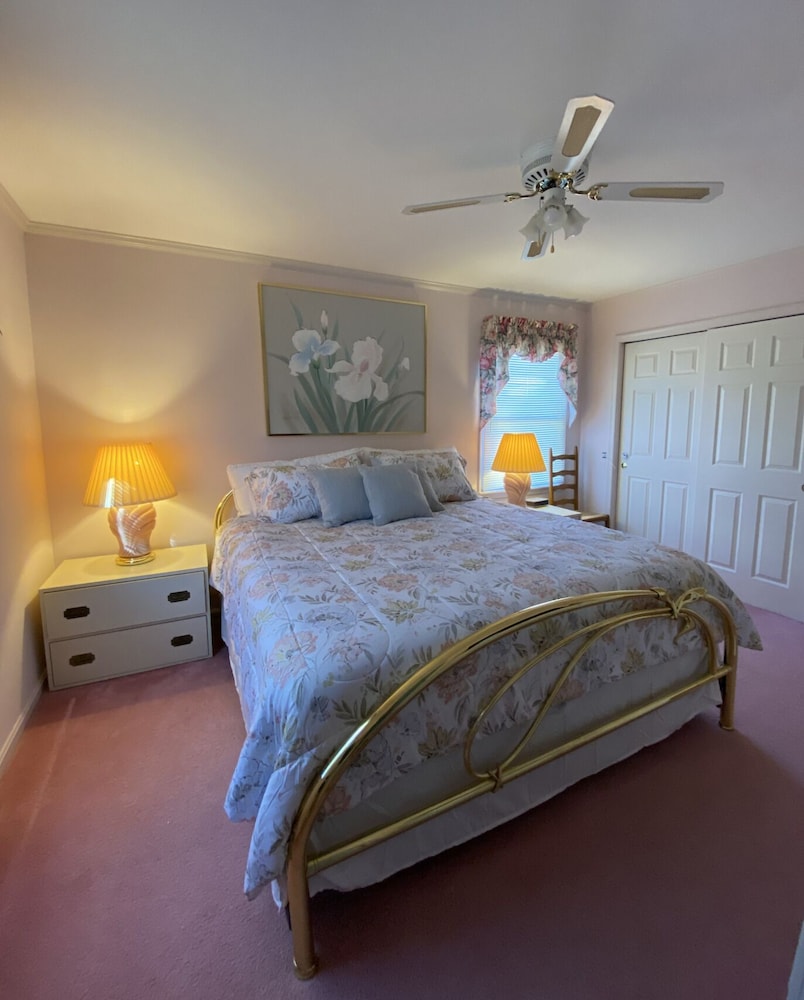 On The Water * Private Dock * Sunset Porch Views - Ocean City | Vrbo