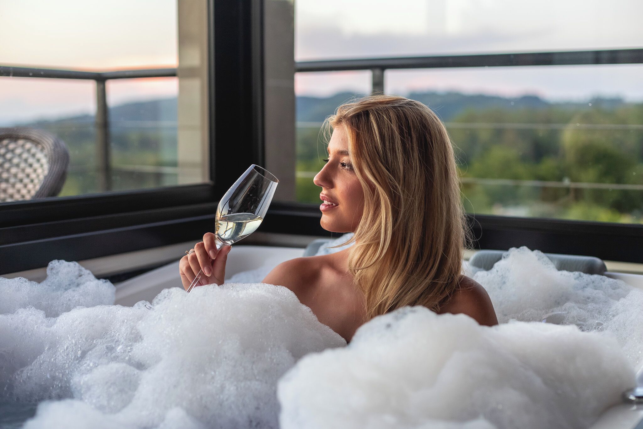 Banheira de hidromassagem privativa