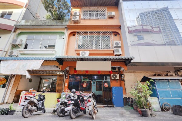 Hotel O Rajawali Inn - Batam