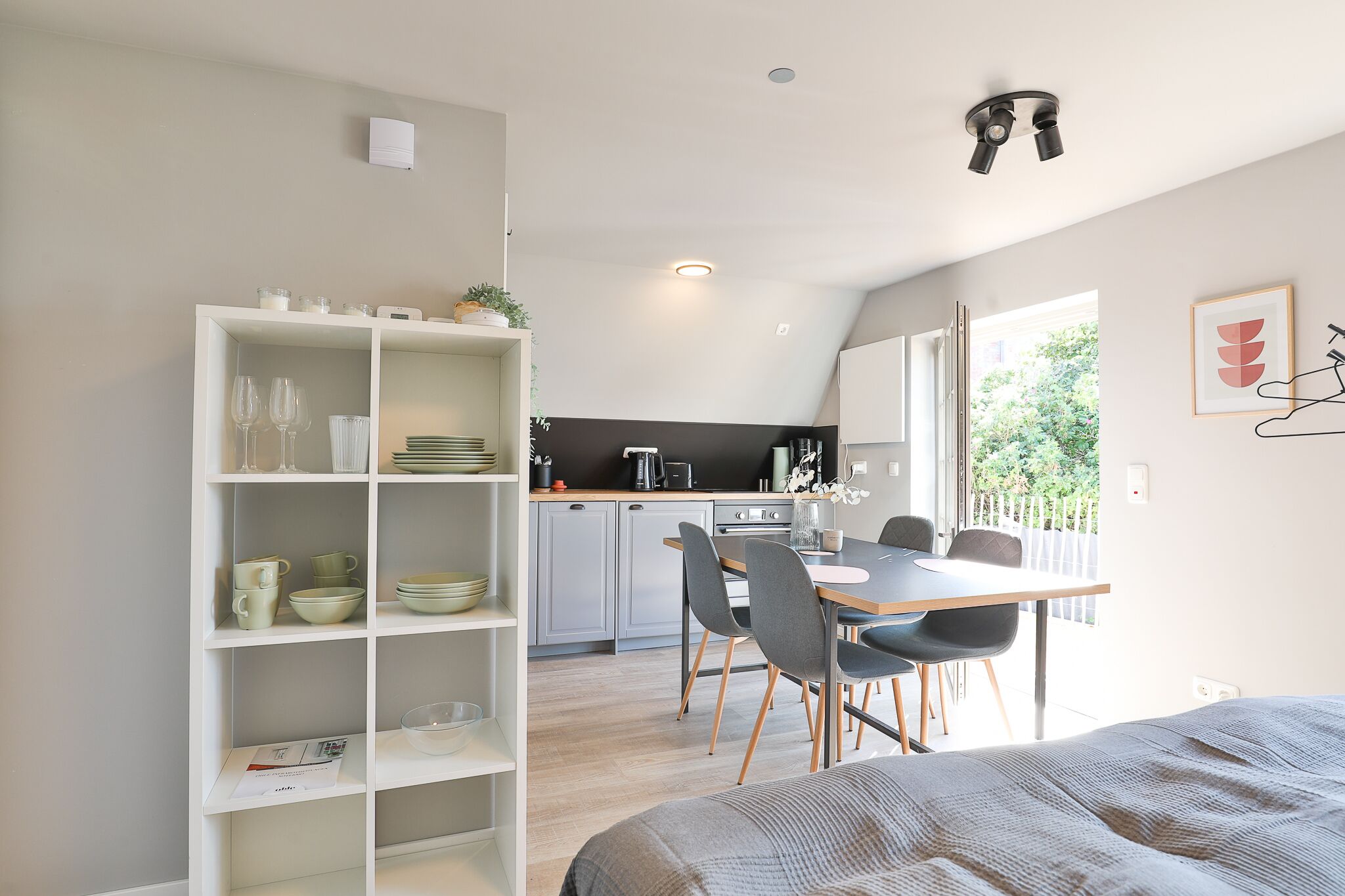 Modern Gestaltetes 1-raum-appartement Mit Terrasse Und Durchdachtem Konzept. - Amrum