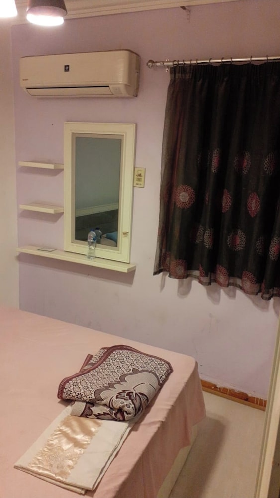 Lovely 2bdrms Mnyl Roda Island Near All Services& Nr Dwntown Cairo Aprtment 145m - 카이로