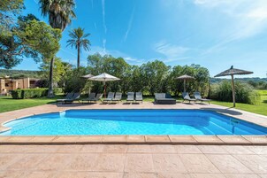Piscina externa sazonal