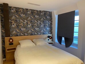 Quarto Standard | Com decoração personalizada, secretária, quartos insonorizados 