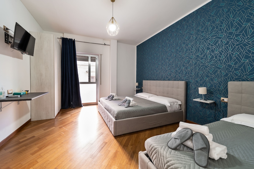 Dante 138 Class Rooms & Apartments - Bari