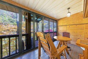 Quarto básico, 1 quarto (sujeong(Spa)) | 1 quarto, Wi-Fi de cortesia