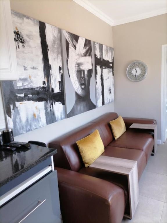 Cityview, A Stunning Modern Apartment - Johannesburg