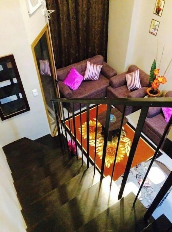 Rijhanel Apartelle Unit 5 - Cavite