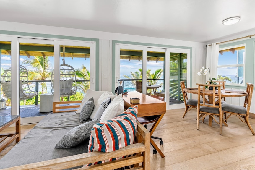 Authentic Hawaiian Beach House On Hana Bay. 5-minute Walk To Beaches And Town. - Haleakalā National Park, Hawaii