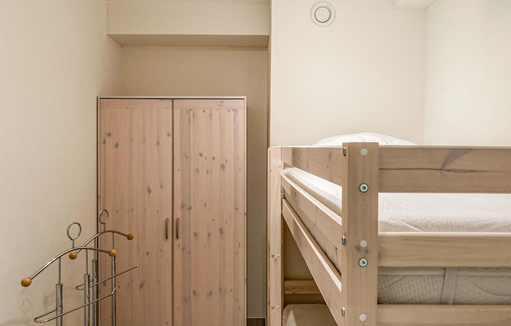 Mooi Appartement In Oostende Met Wifi - Gistel