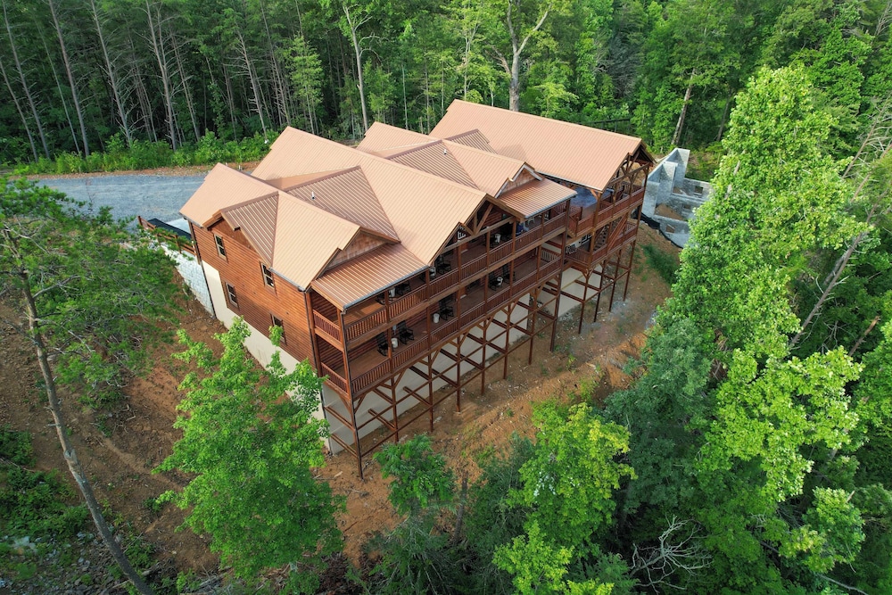 Ridge View By Avantstay15mins From Pigeon Forge W/ Pavilion, Indoor Pool & Hot Tub! - Townsend, TN