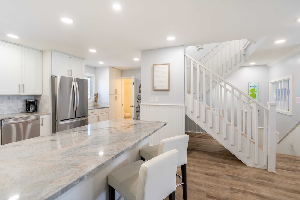 Backyard Beach By Avantstay Oceanfront Destin Paradise - Miramar Beach, FL