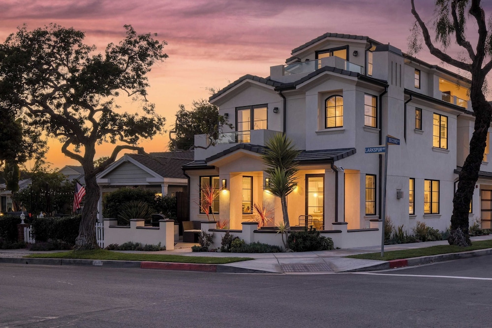 Sea Crown By Avantstay 5mins From The Beach W/ Multiple Terraces! Permit#slp13639 - Newport Beach, CA