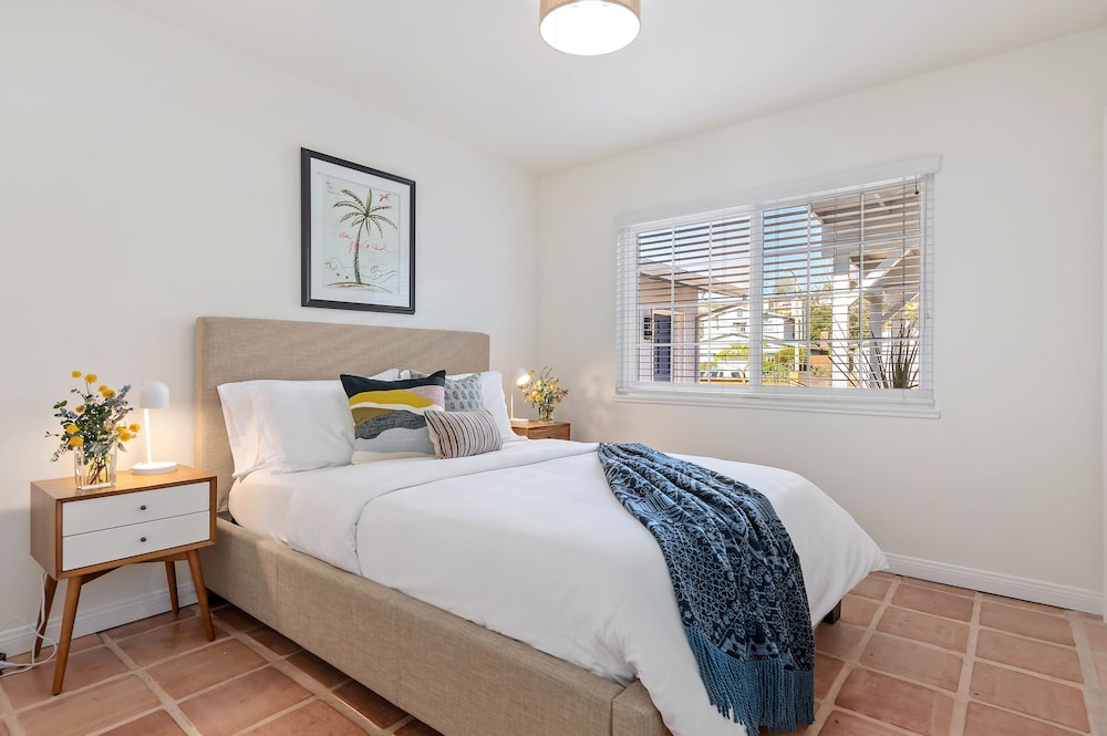 Clean And Fresh Mesa Home With Spa, Close To Beach! - Santa Barbara