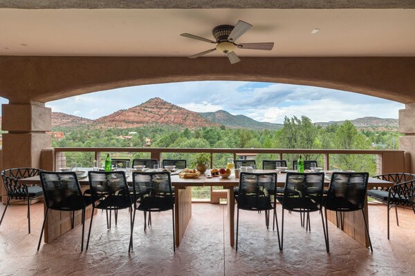 Pyramid By Avantstay Luxe Sedona Mansion W/ Views, 7mins To Downtown - Sedona, AZ